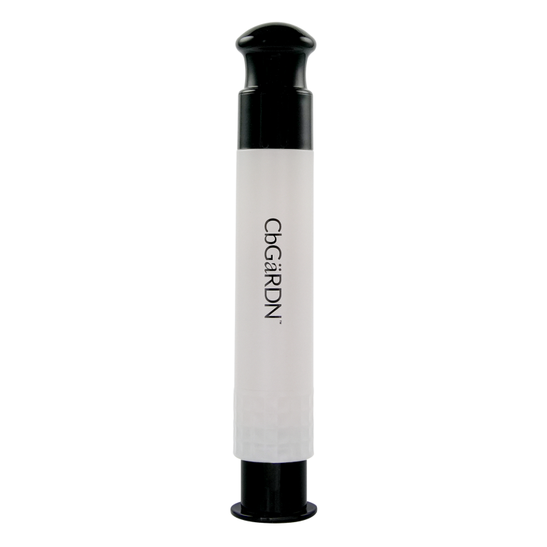 CB Satin Wrinkle Revive Syringe : CBGardn